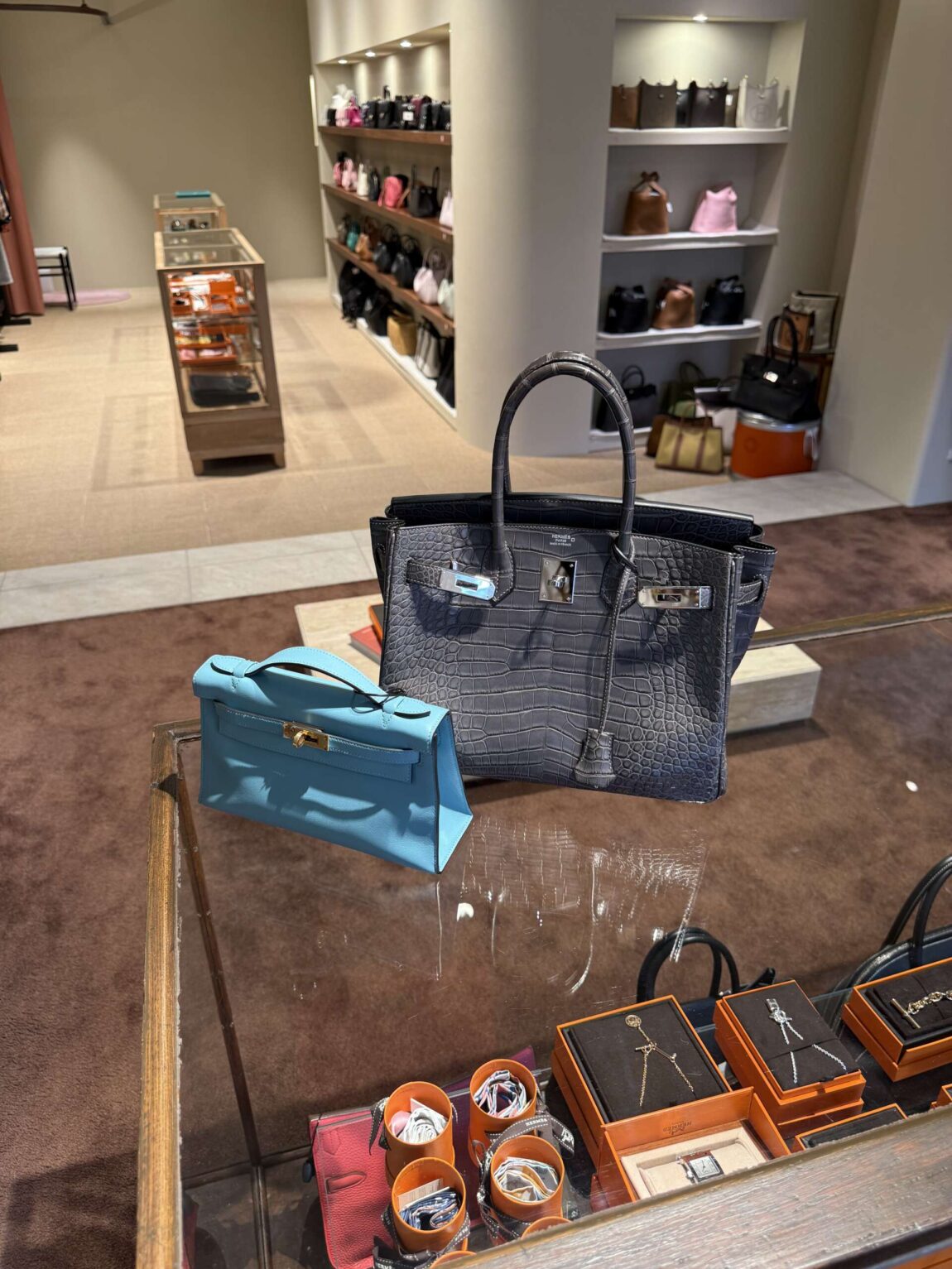 My Guide to Luxury Vintage & Designer Bag Shopping in Tokyo