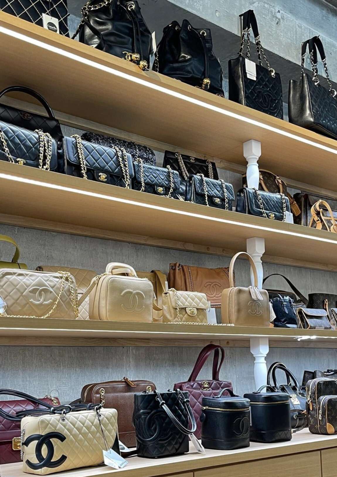 My Guide to Luxury Vintage & Designer Bag Shopping in Tokyo